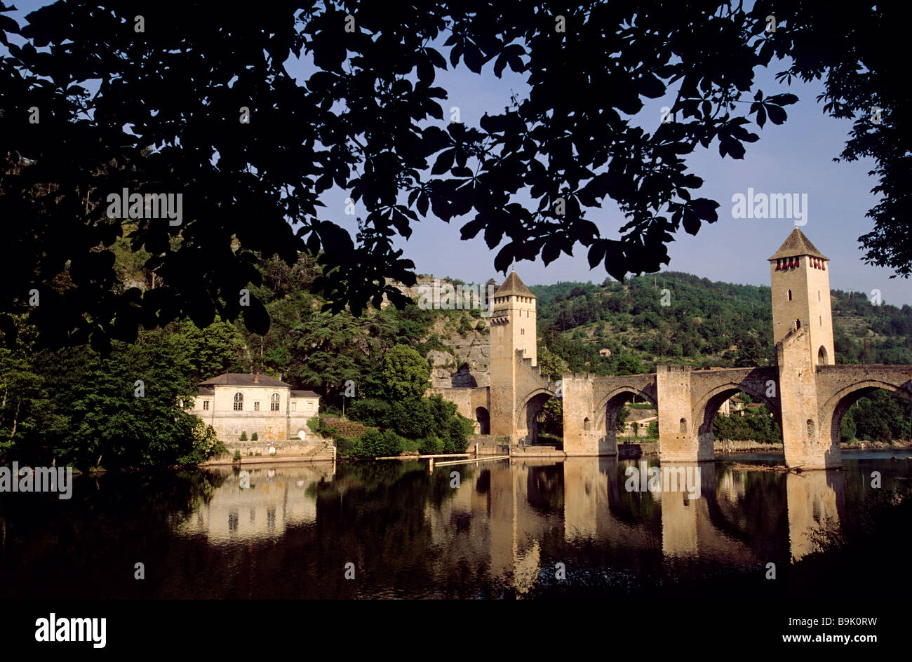 River lot bridge hi-res stock photography and images - Alamy