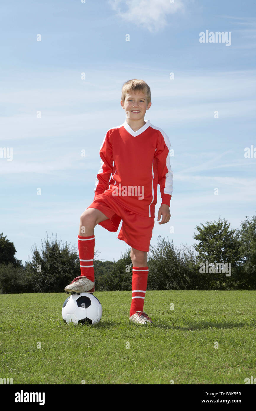 Footballer smiling hi-res stock photography and images - Alamy