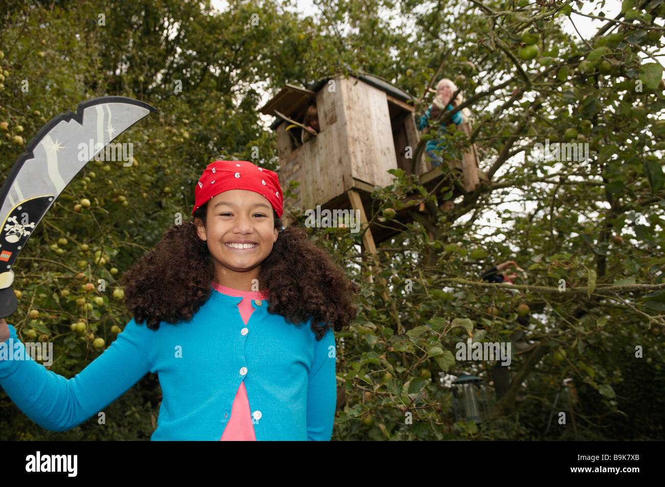 Children playing in treehouse Stock Photo - Alamy