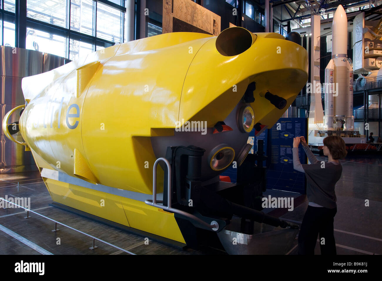 Nautile titanic hi-res stock photography and images - Alamy