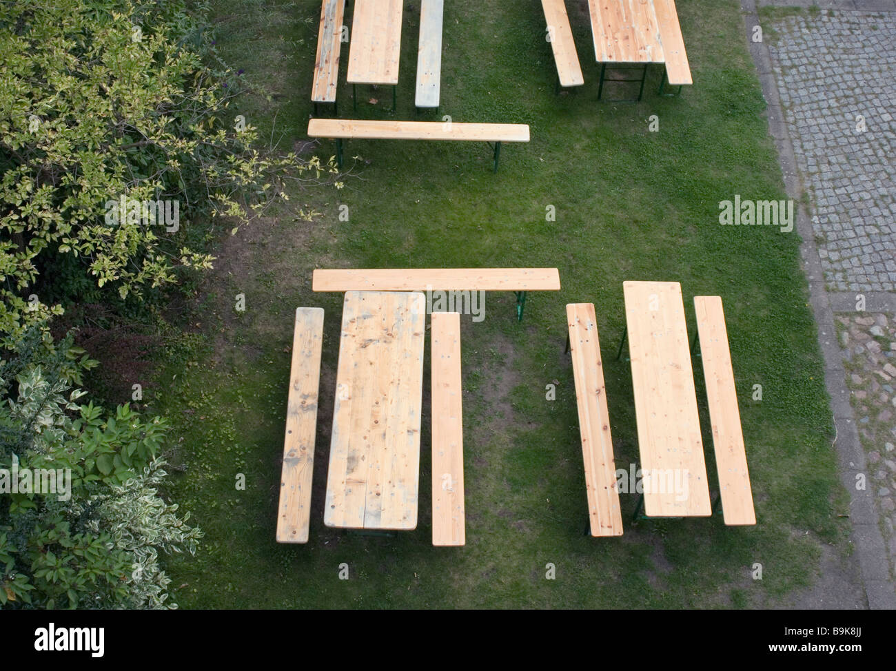 above view of picnic benches and tables Stock Photo - Alamy