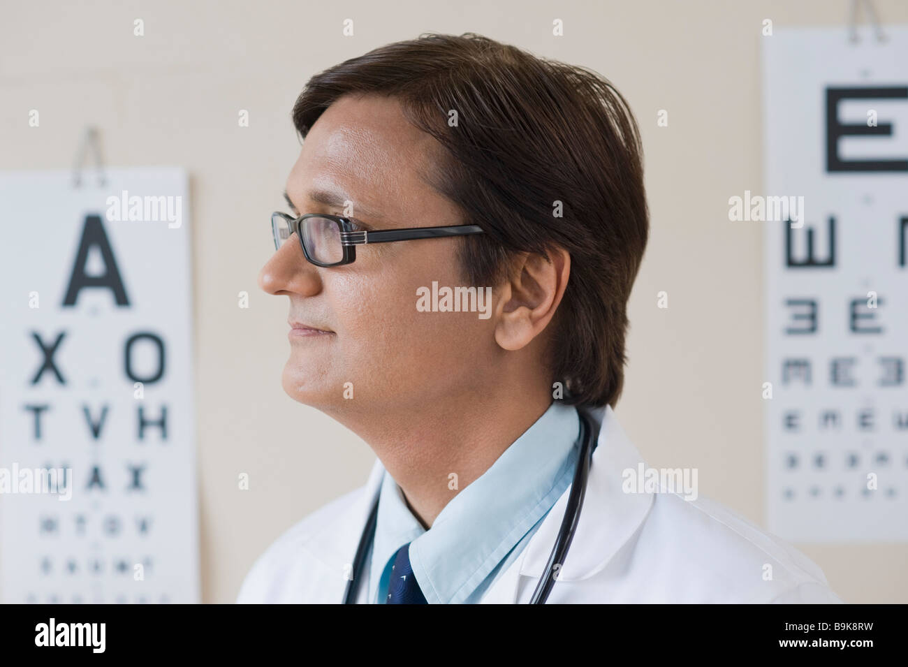 Eye charts hi-res stock photography and images - Alamy