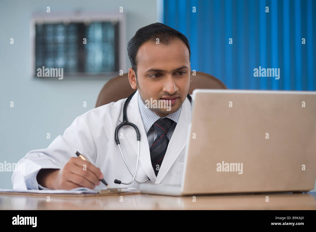 Hospital efficiency hi-res stock photography and images - Alamy