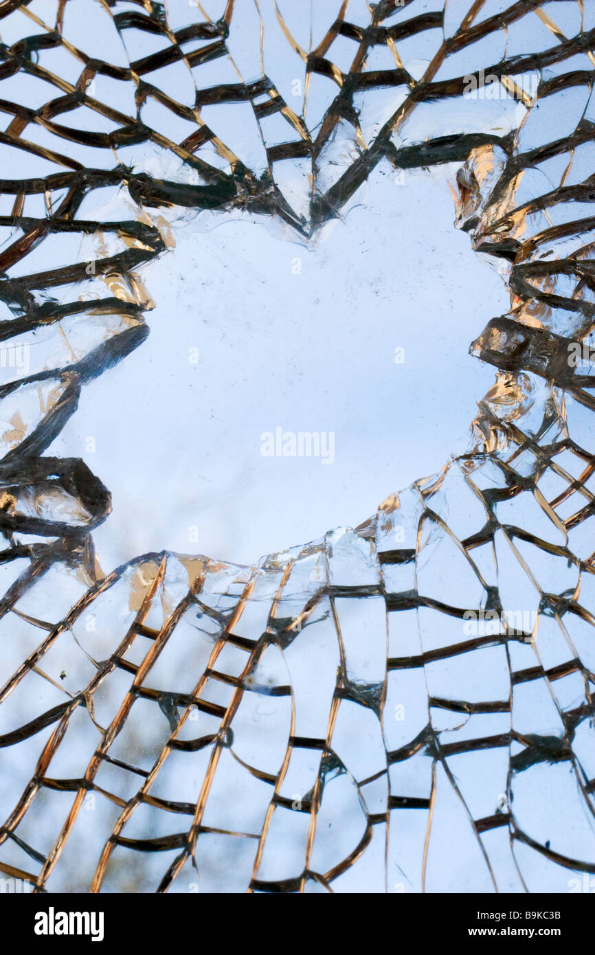 Shattered glass pane hi-res stock photography and images - Alamy