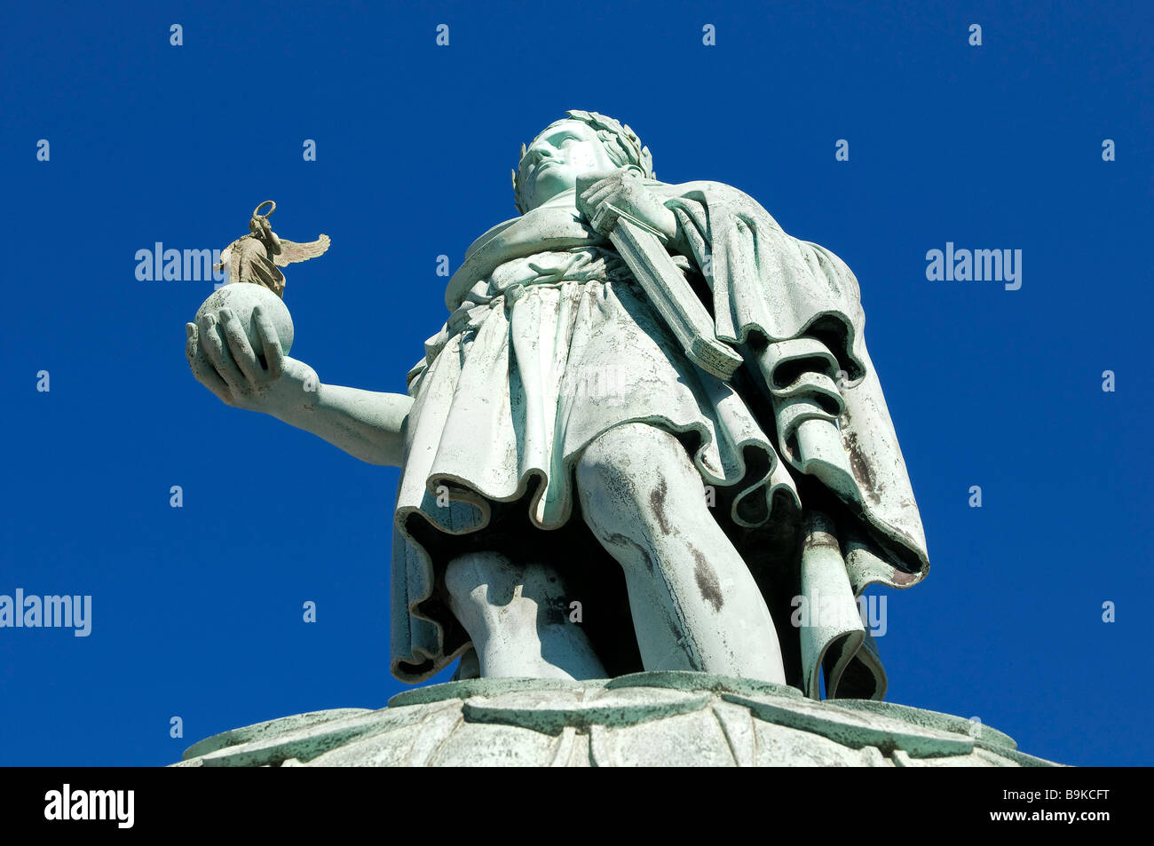 France, Paris, the statue of NapolEon on top of Vendome column Stock ...