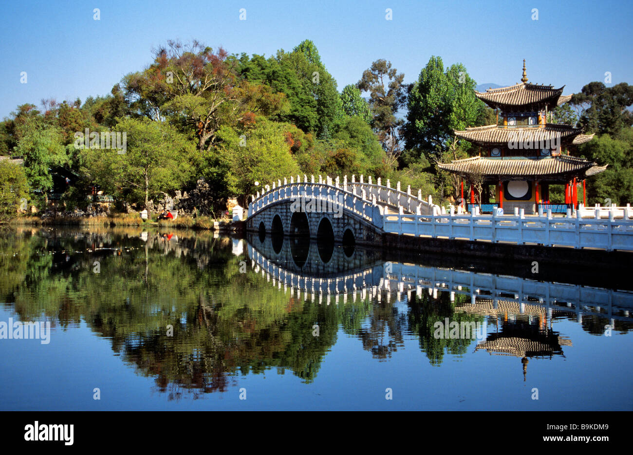 Lijang architecture hi-res stock photography and images - Alamy