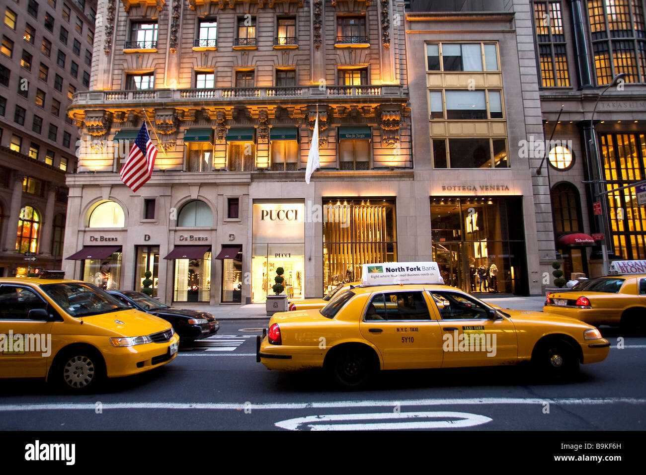 United States, New York, Manhattan, Midtown, yellow cab Stock Photo - Alamy