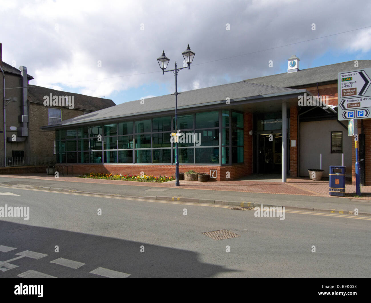 the bromyard centre library herefordshire Stock Photo - Alamy