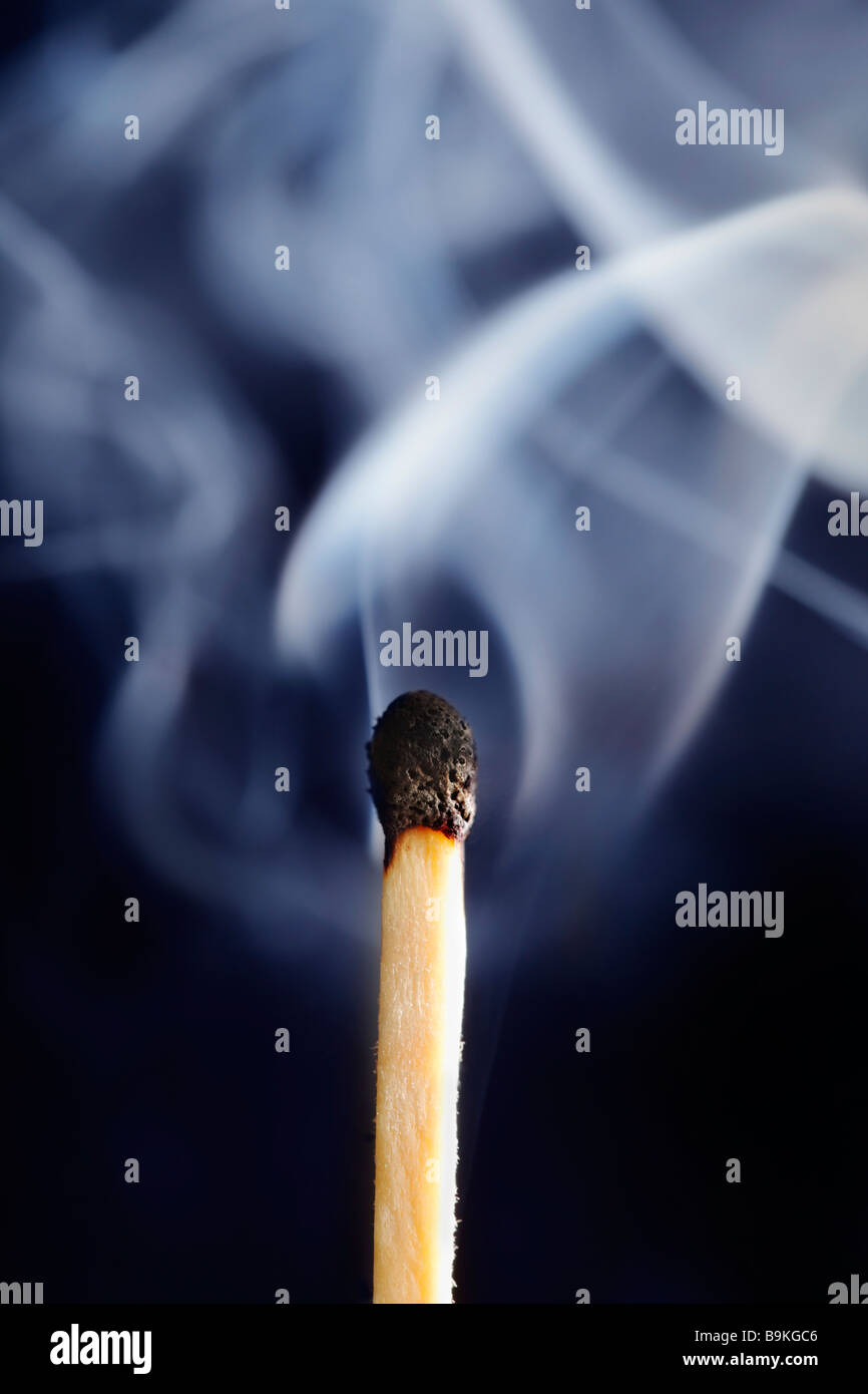 Smoking match hi-res stock photography and images - Alamy