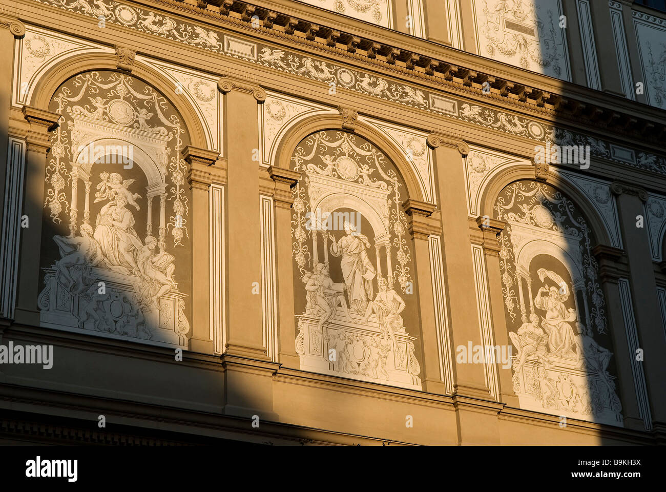 Wall vienna hi-res stock photography and images - Alamy