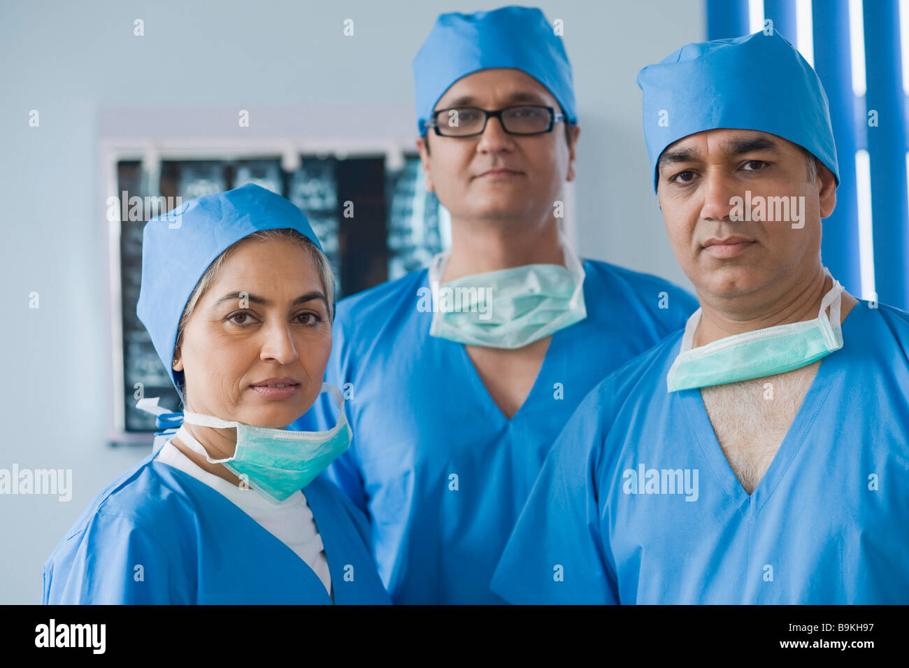 Portrait three female surgeons hi-res stock photography and images - Alamy