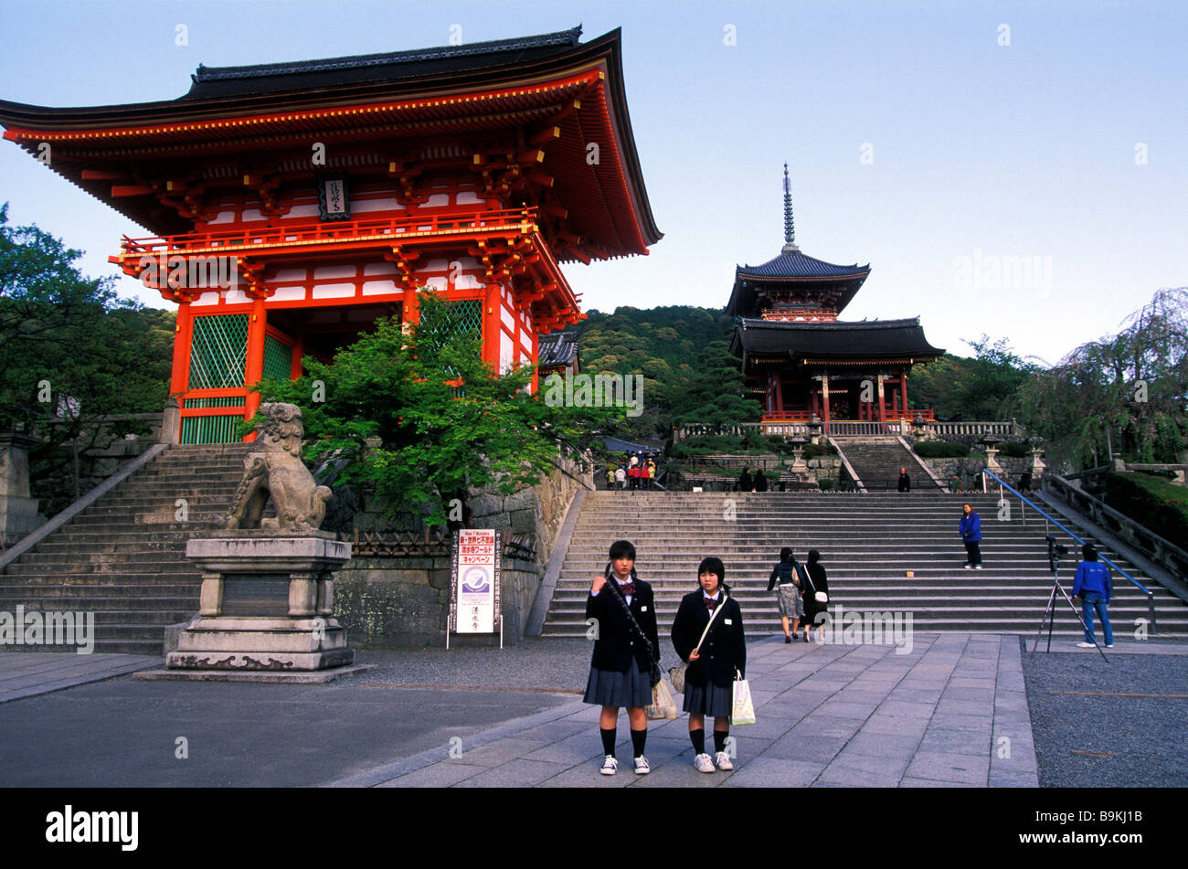 Kiyomizu temple area hi-res stock photography and images - Alamy