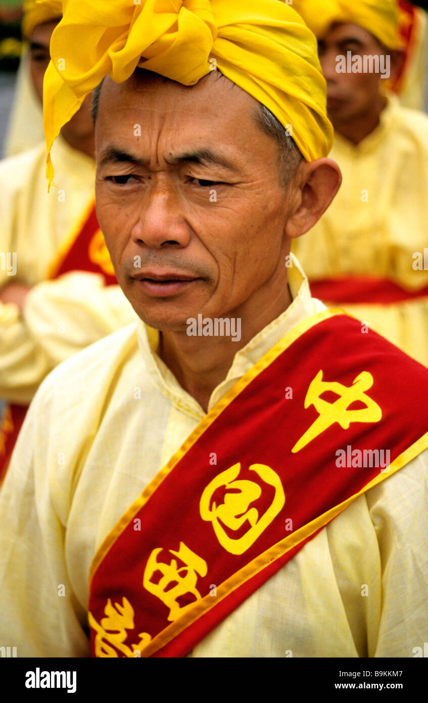 China, Sichuan Province, Chengdu, folk parade Stock Photo - Alamy