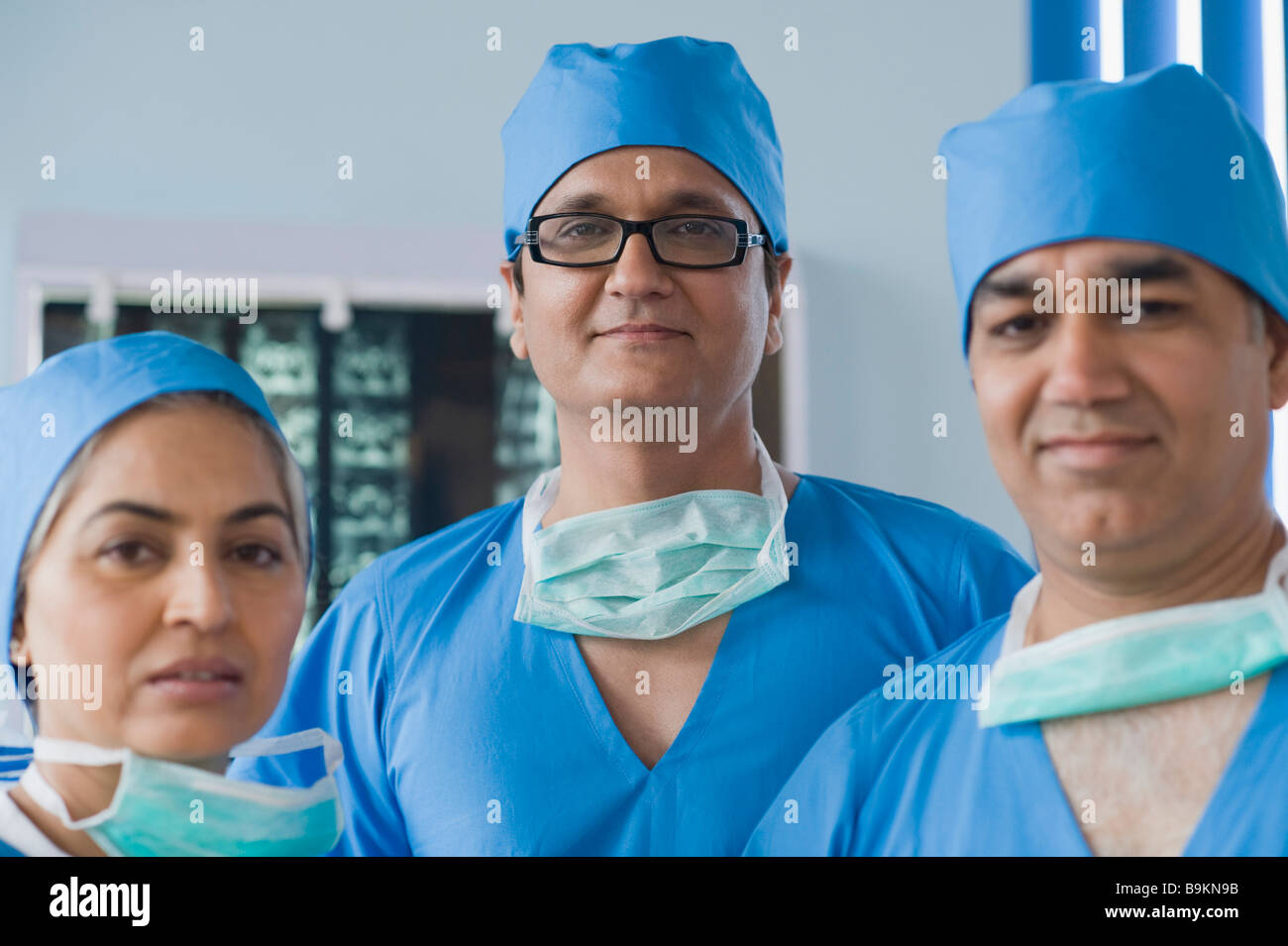 Portrait three female surgeons hi-res stock photography and images - Alamy