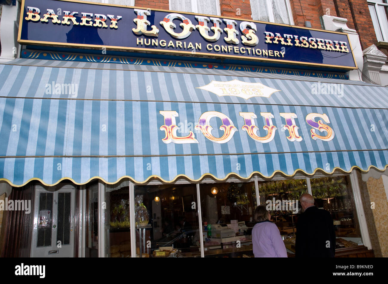 Louis hungarian patisserie hi-res stock photography and images - Alamy