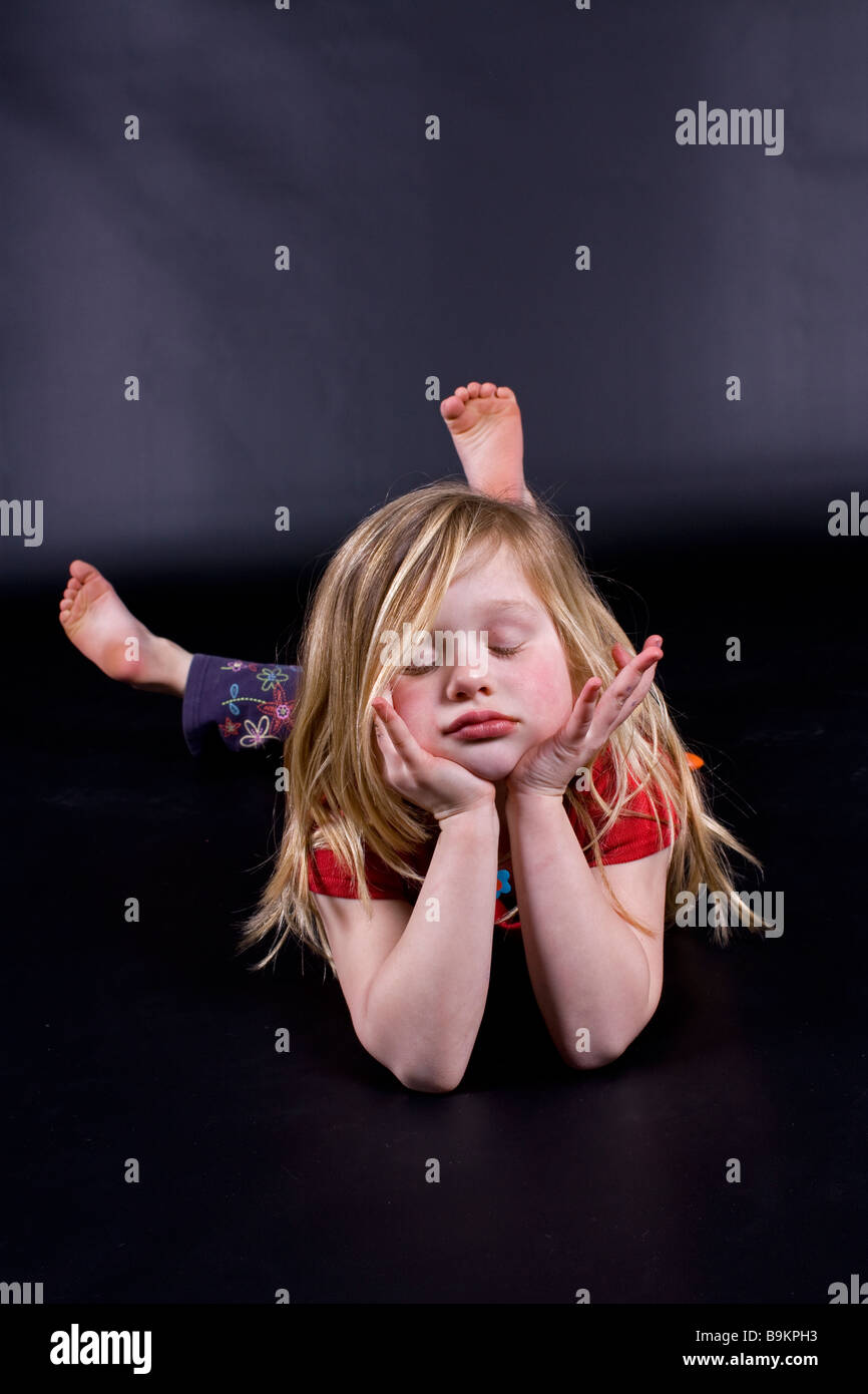 Lieing down hi-res stock photography and images - Alamy