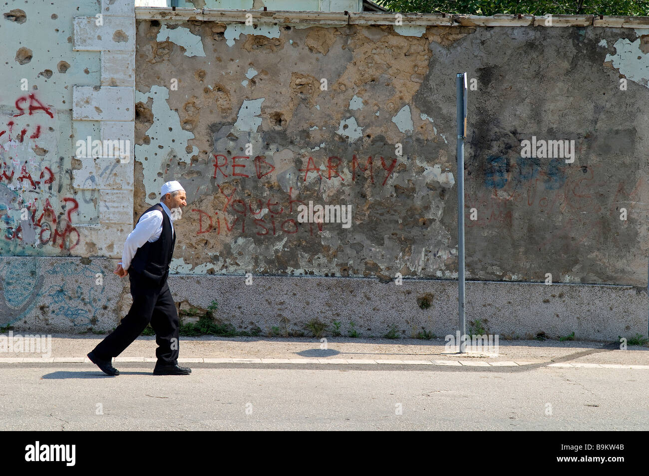 Bosnia and Herzegovina, Mostar, traces of the war Stock Photo - Alamy