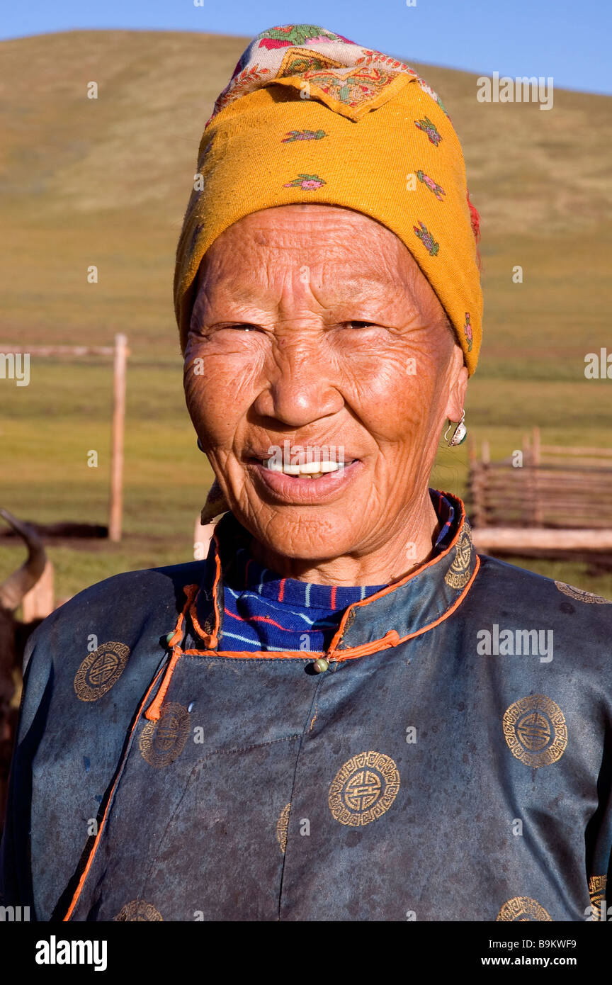 Mongolia, Arkhangai Province, Snake Valley, nomadic camp, Mongol woman ...