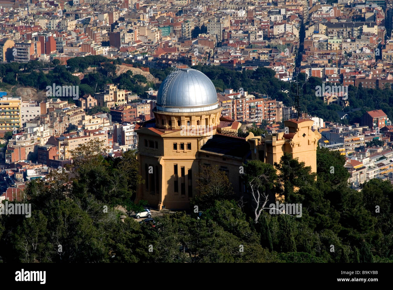 Spain, Catalonia, Barcelona, Fabra Observatory and the town seen from a ...