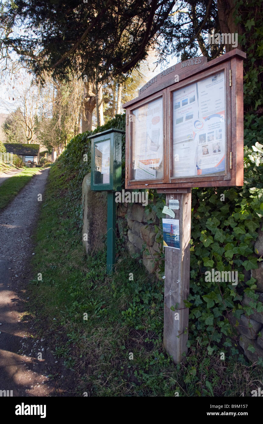 Notice boards roadside hi-res stock photography and images - Alamy