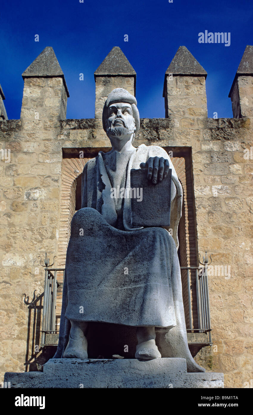 Averoes statue hi-res stock photography and images - Alamy