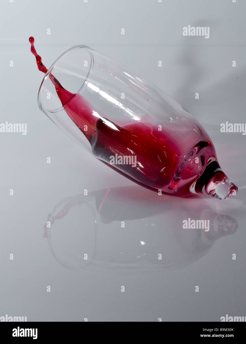Broken glass spill wine hi-res stock photography and images - Alamy