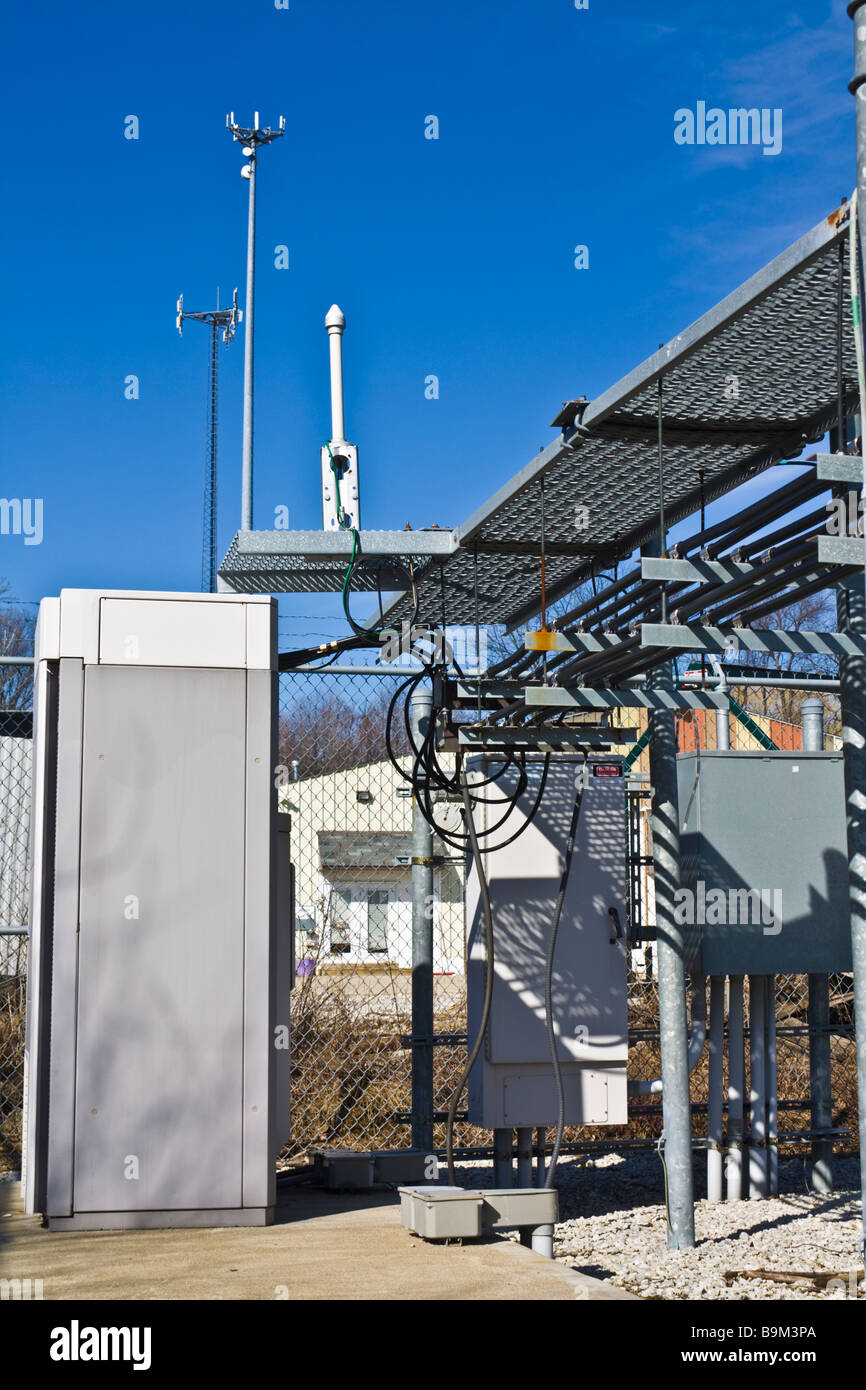 Cable compound hi-res stock photography and images - Alamy