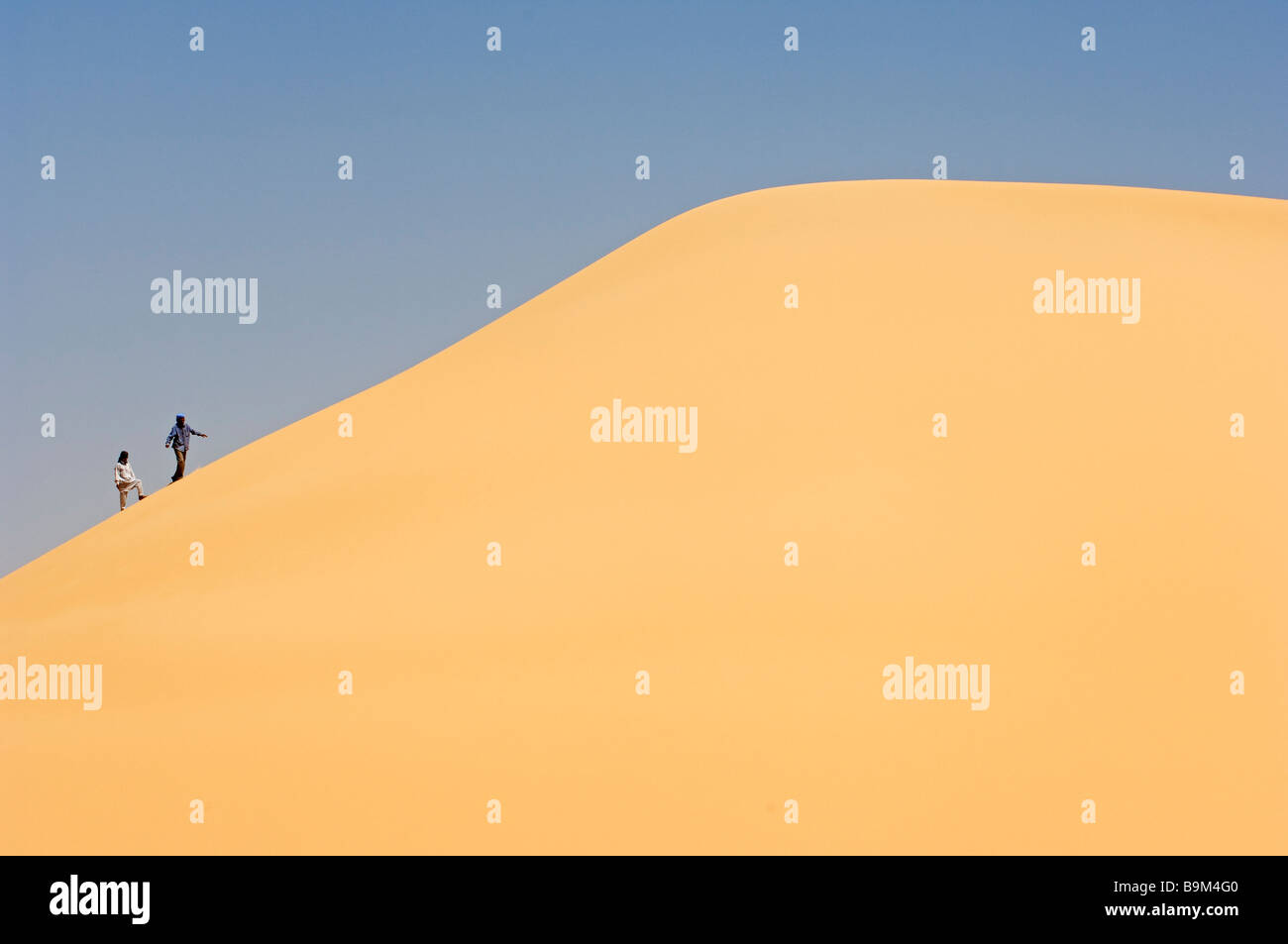 Egypt, Libyan Desert, dunes towards Bahariya (Bahareyya) Oasis Stock Photo - Alamy