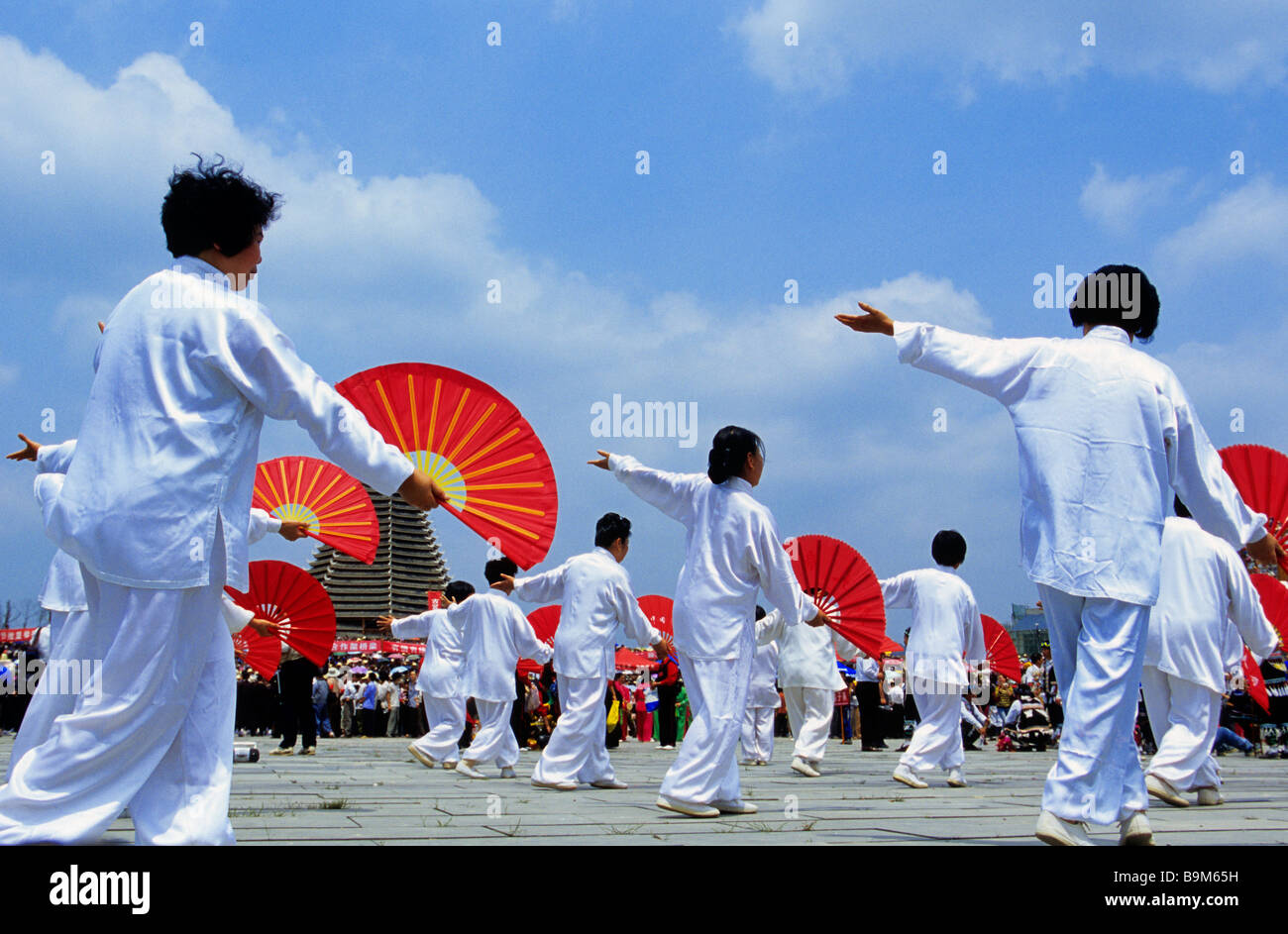 China, Tai-Chi fans Stock Photo - Alamy