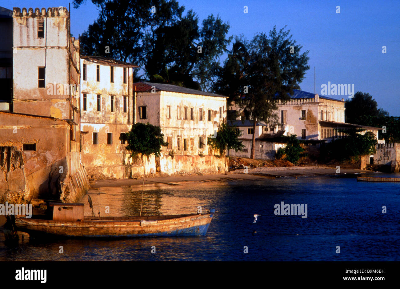 old stone town zanzibar tanzania Stock Photo - Alamy
