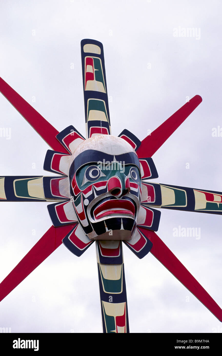 Native Indian Sun Mask Carving at "Coal Harbour" on Vancouver Island ...