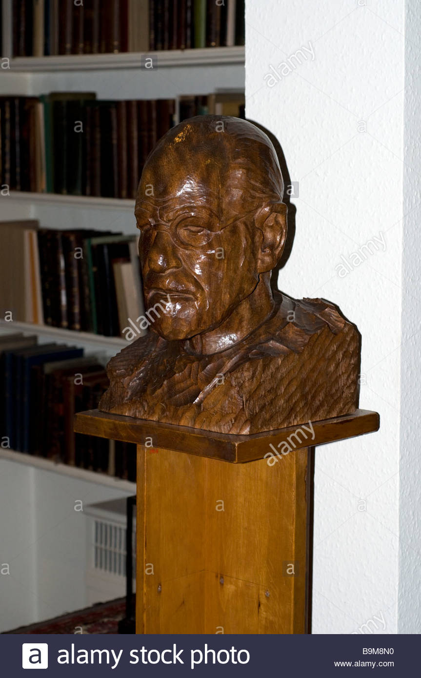 Freud Sculpture Stock Photos & Freud Sculpture Stock Images - Alamy