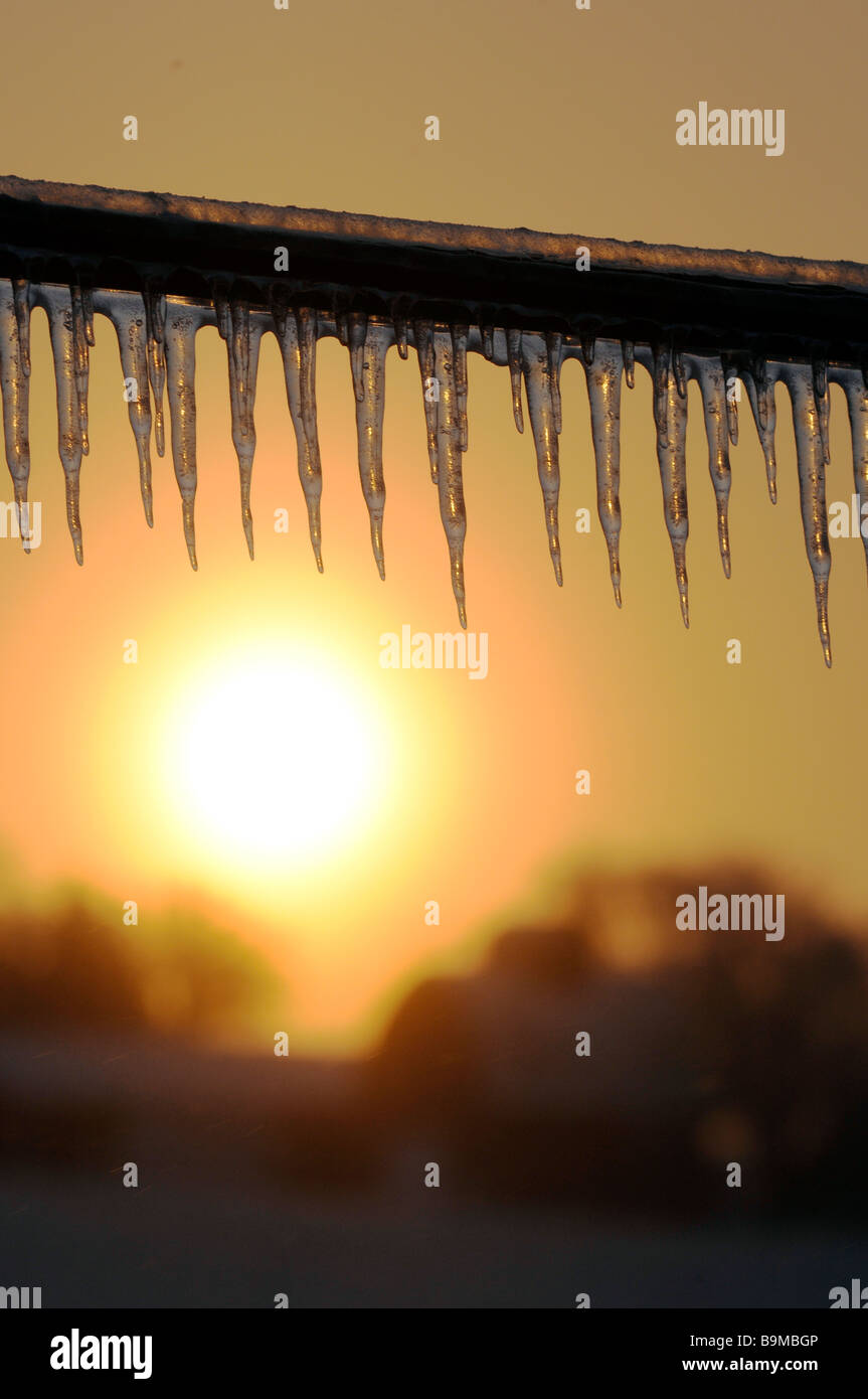 Farm after snow storm hi-res stock photography and images - Alamy