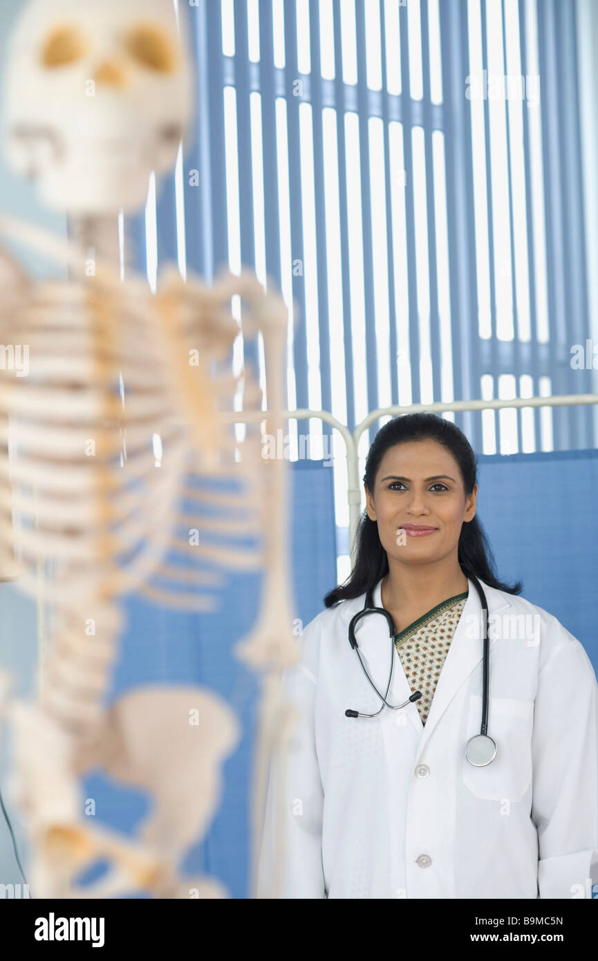 Human Skeleton Model Waist Stock Photos & Human Skeleton Model Waist ...