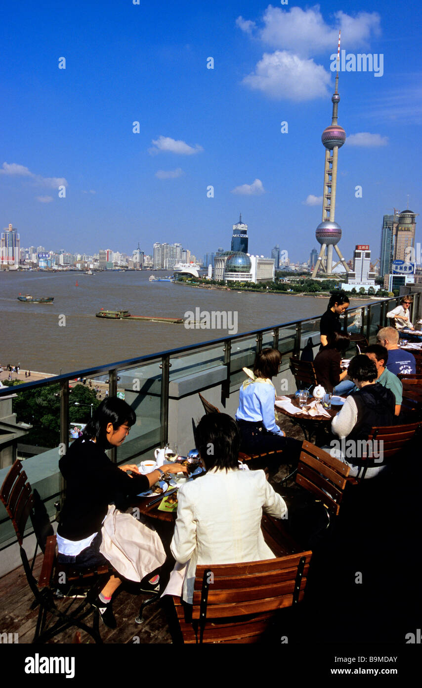 Shanghai tower bar hi-res stock photography and images - Alamy