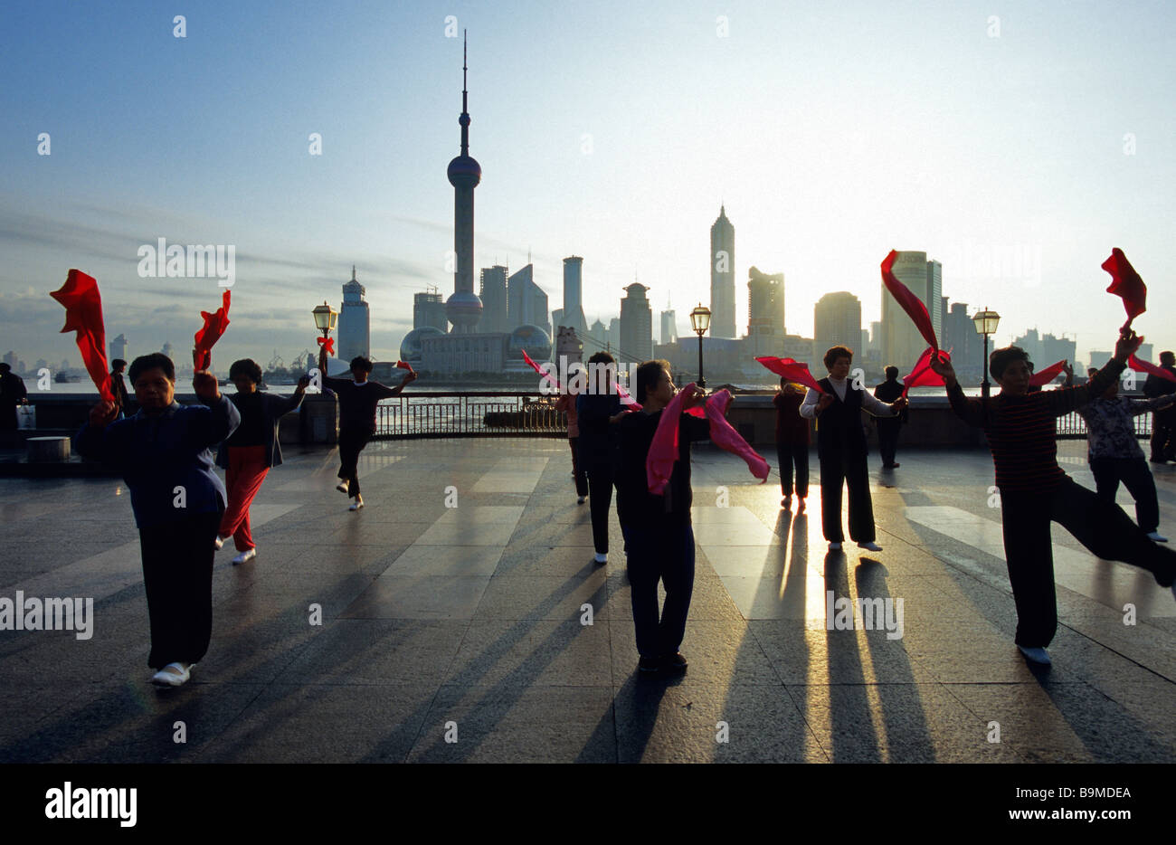 China, Shanghai, morning exercise on The Bund Stock Photo - Alamy