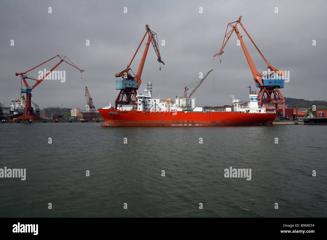 Ships in a harbour, Gothenburg, Sweden Stock Photo - Alamy