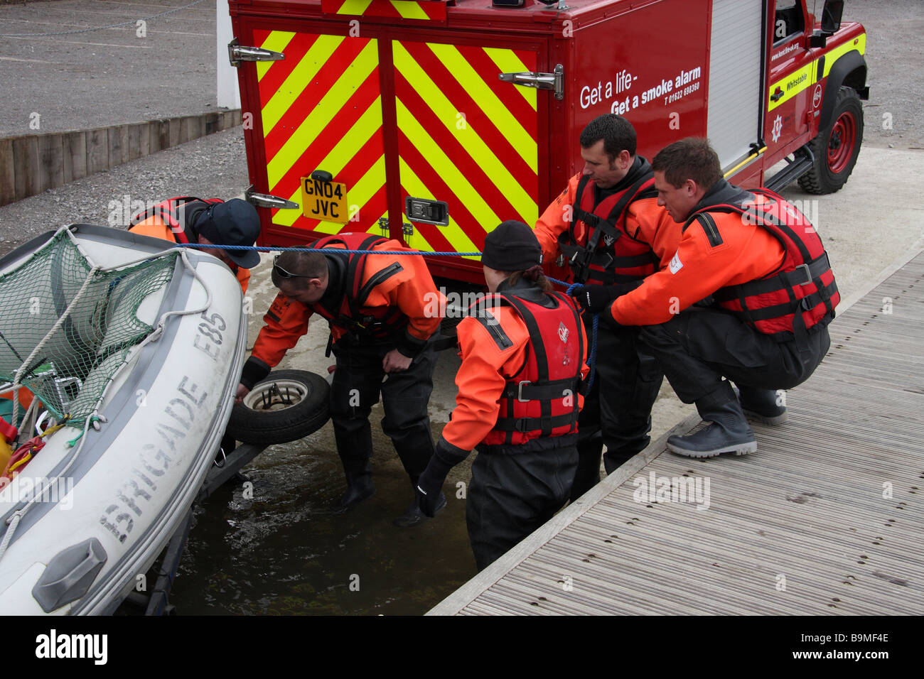 river medway fire engine service emergency equipment simulation ...