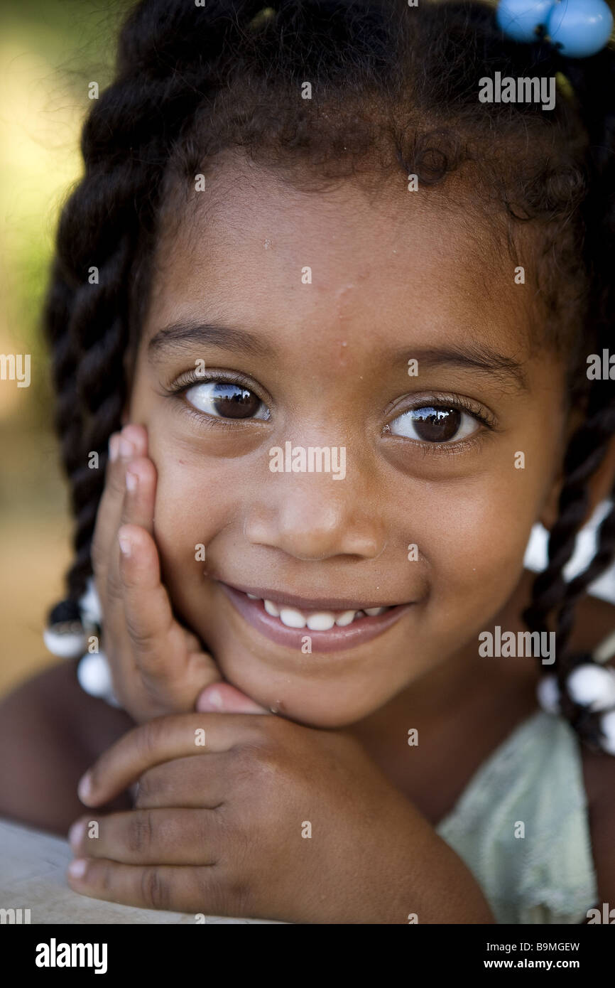 Dominican republic smiling dominican girl hi-res stock photography and ...