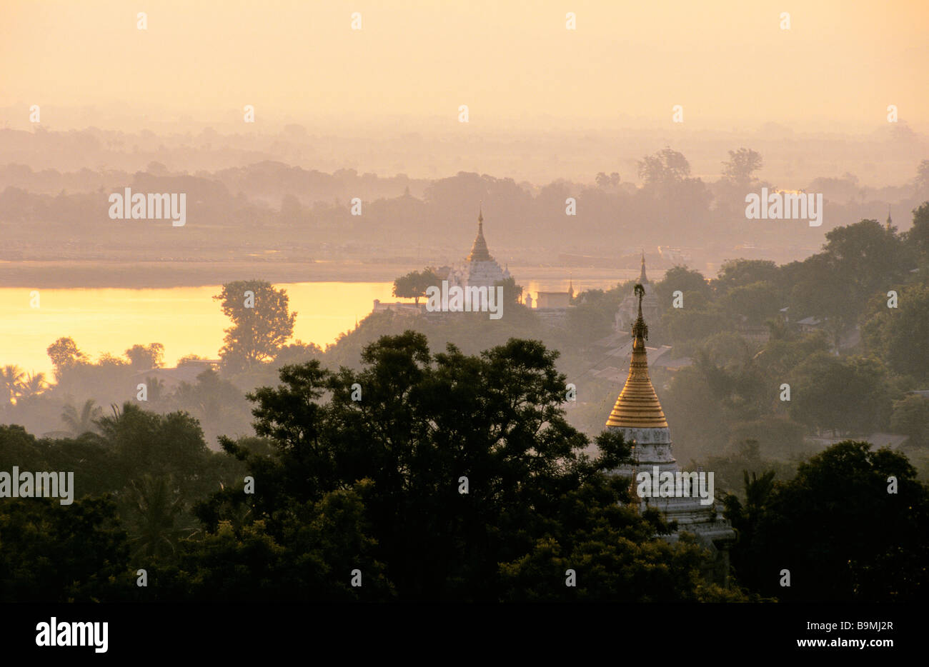 Myanmar Burma Sagaing Division City Stock Photos & Myanmar Burma ...
