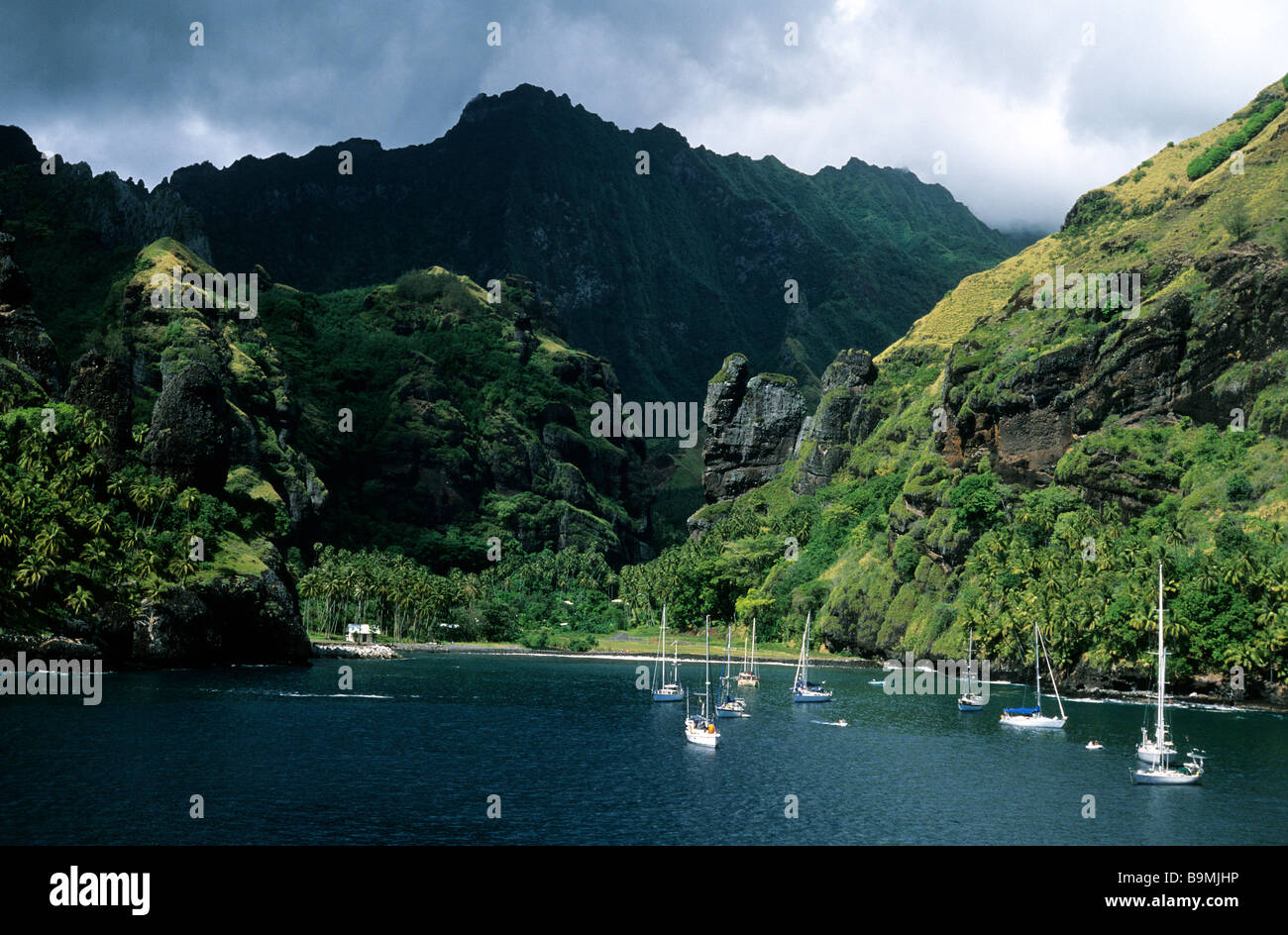 France, French Polynesia, Marquesas Archipelago, Fatu Hiva Island, Baie ...