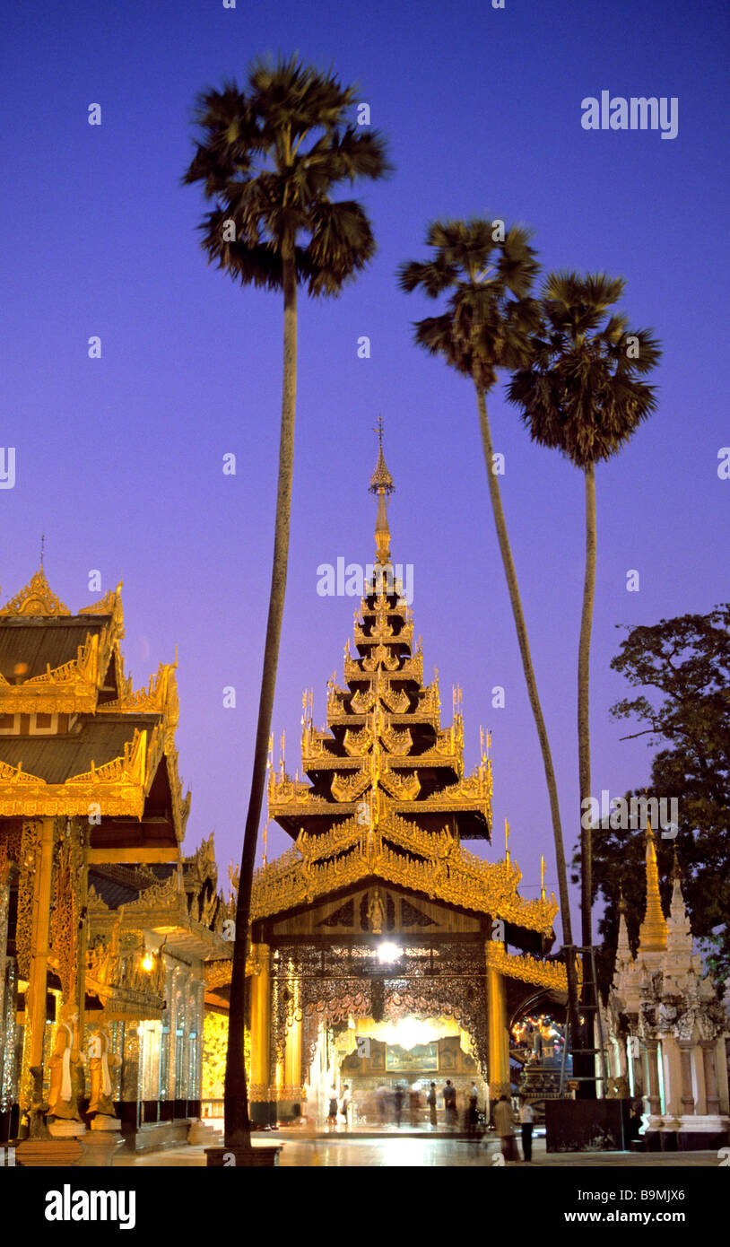 Myanmar (Burma), Yangon Division, Yangon (Rangoon), Shwedagon pagoda ...