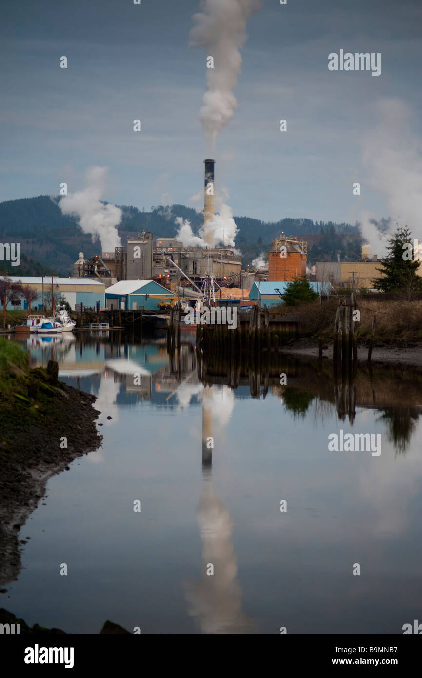 Industrial smokestack hi-res stock photography and images - Alamy