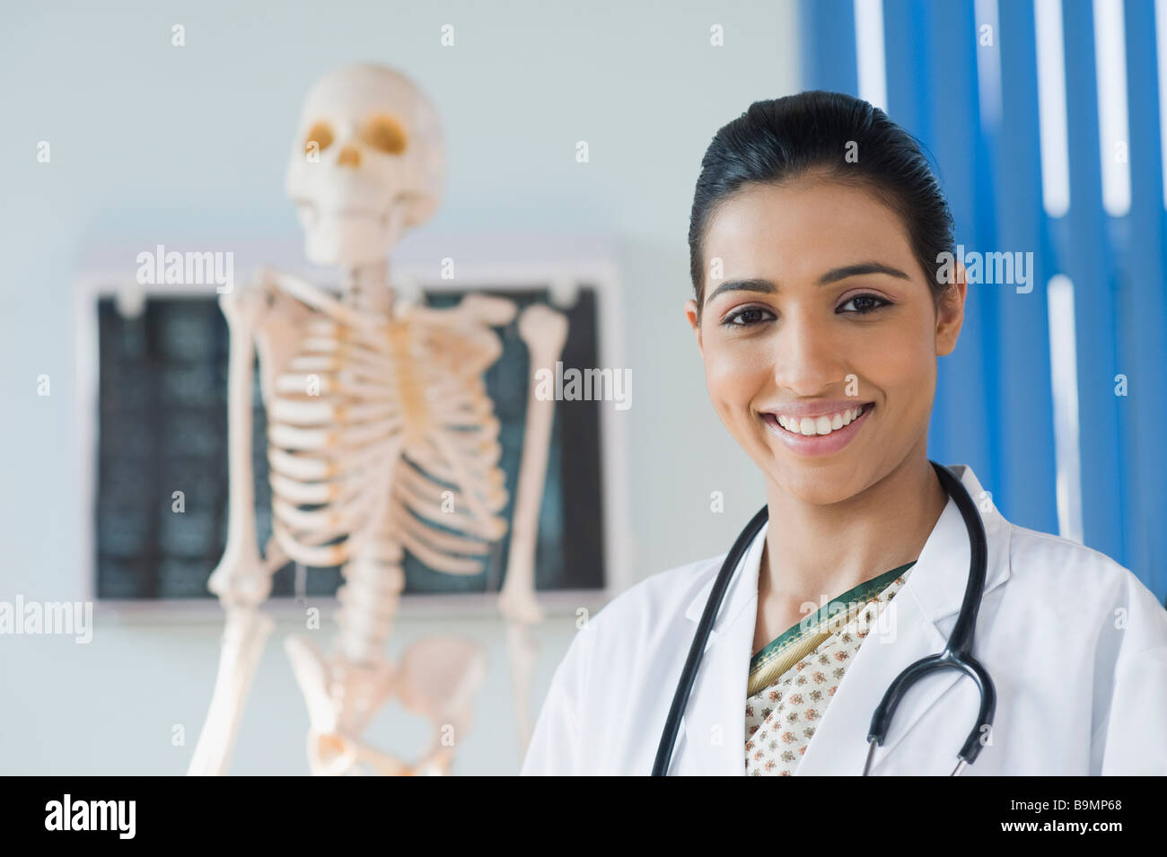 Skeleton portrait hi-res stock photography and images - Alamy