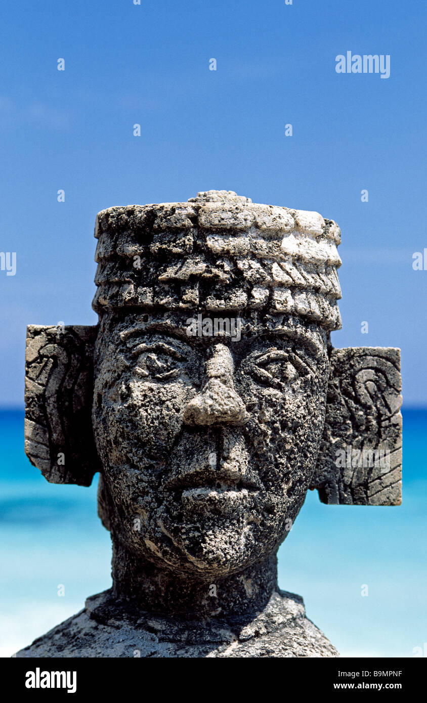 Mexico, Quintana Roo State, Riviera Maya, Cancun, Chac Mool statue ...