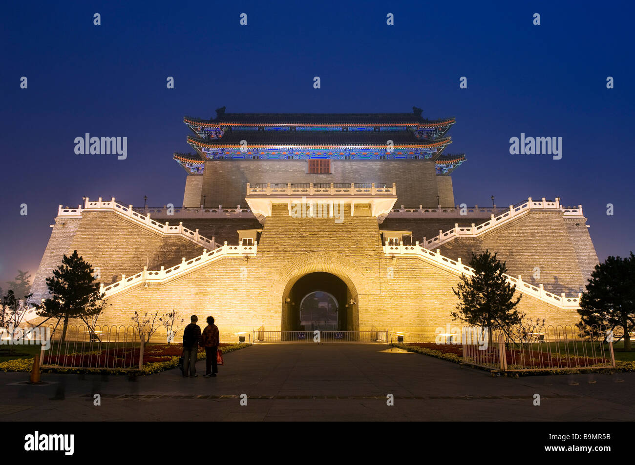 Tiannmen square hi-res stock photography and images - Alamy
