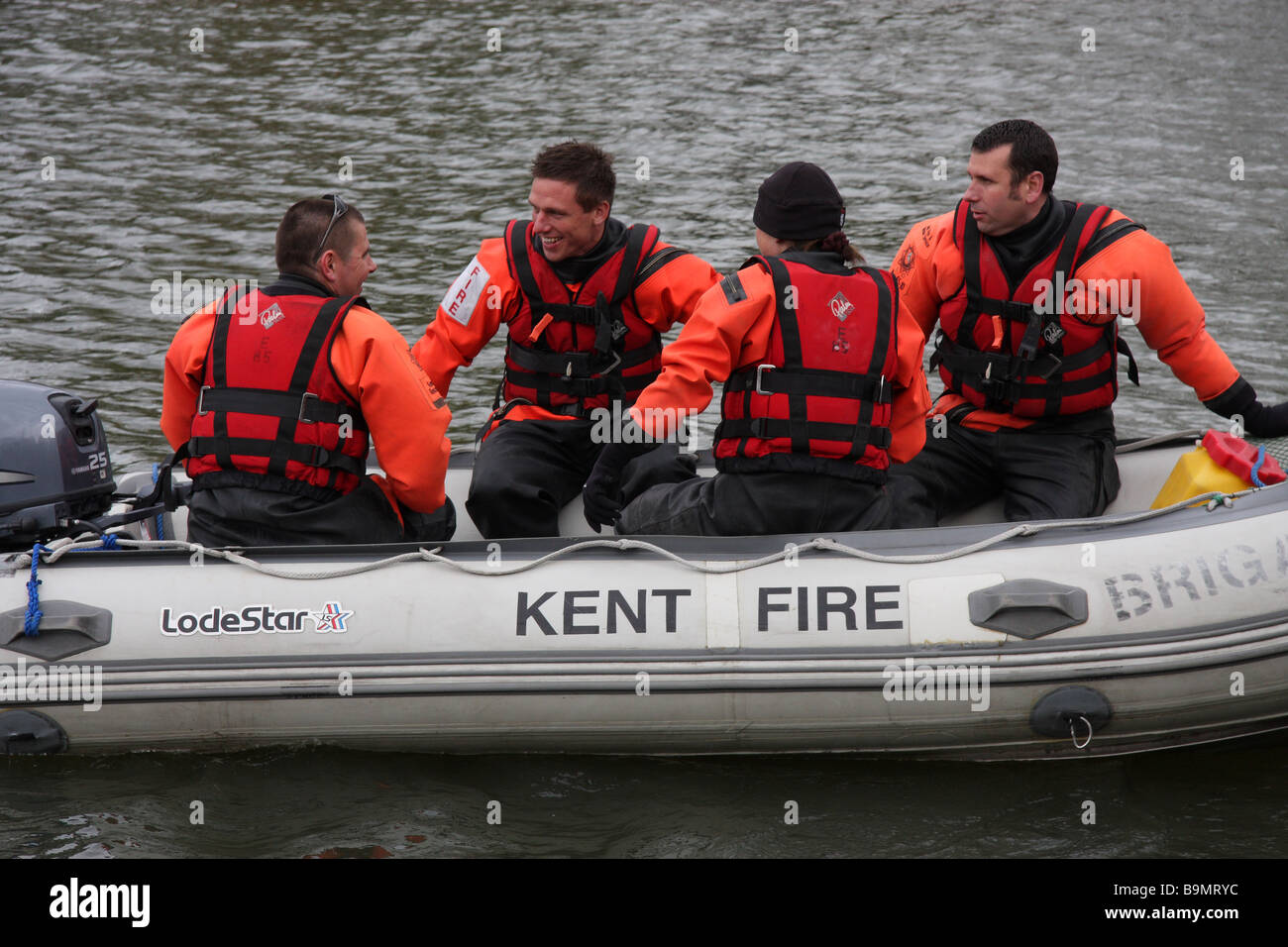 river medway fire engine service emergency equipment simulation ...