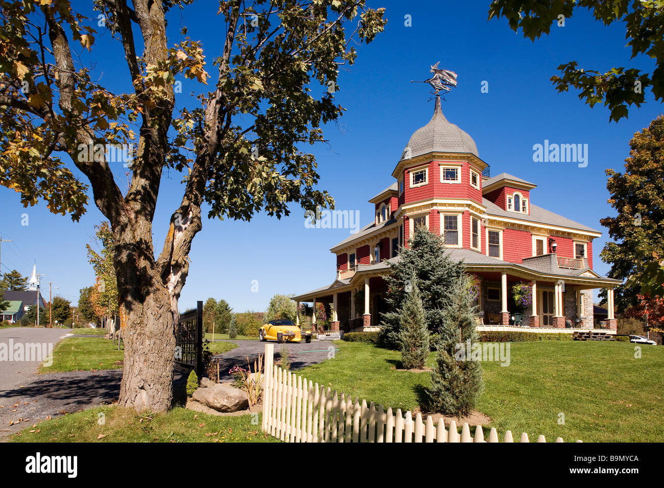 Canada, Quebec Province, Estrie Region, Fitch Bay, Witch Bay Castle ...