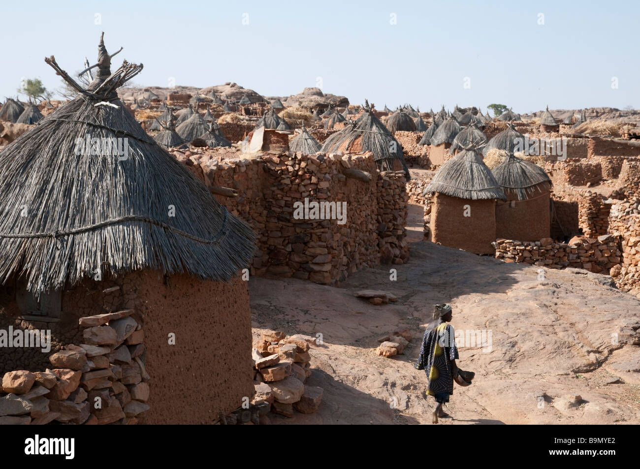 Dogon architecture hi-res stock photography and images - Alamy