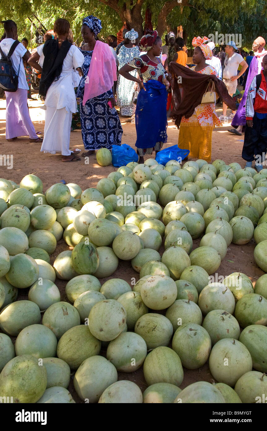 Sénégal, Fatick region, Sine Saloum, Foundiougne village, market day ...